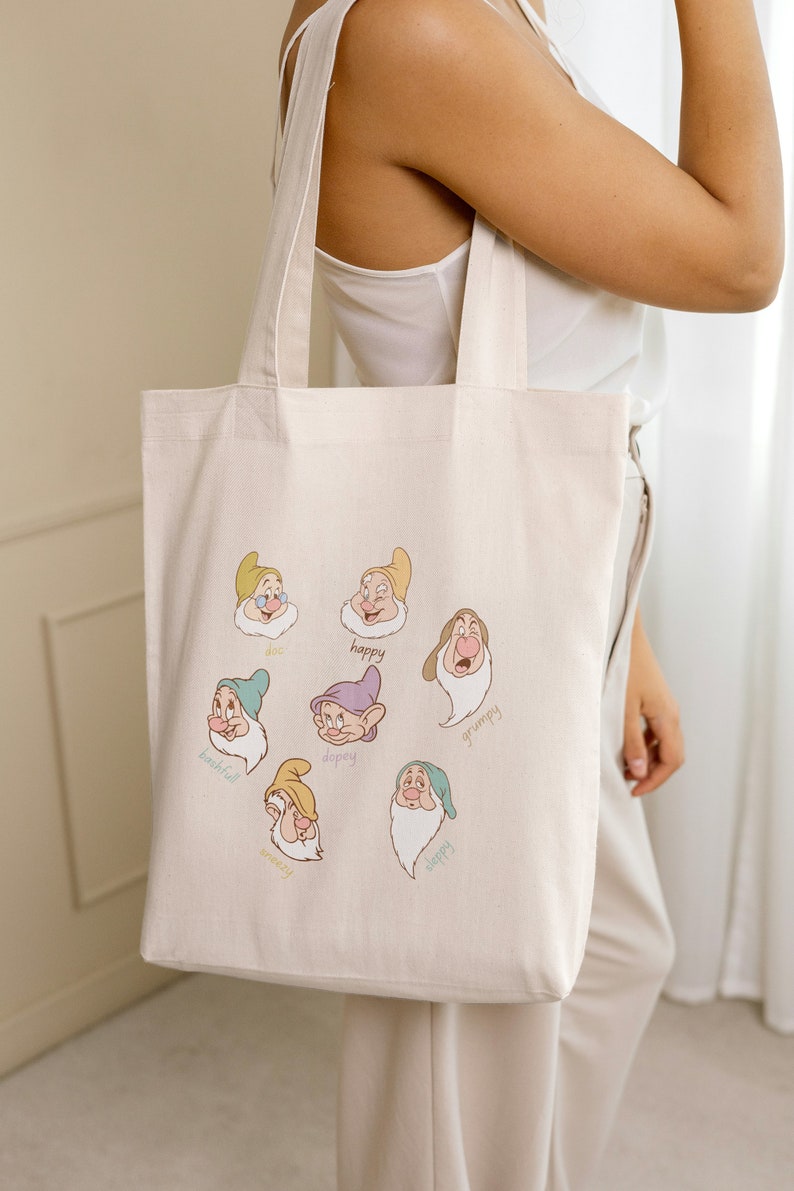Princess Snow 7 Dwarfs Sublimation Design, Family Trip File PNG, 7 ...