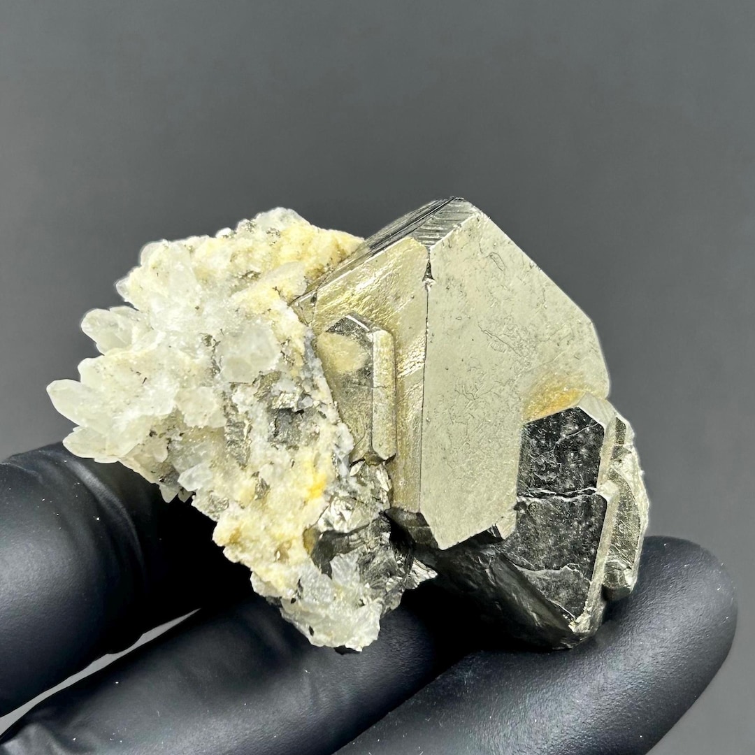 Octahedral Pyrite Crystal With Quartz, Pyrite With Quartz Crystal ...
