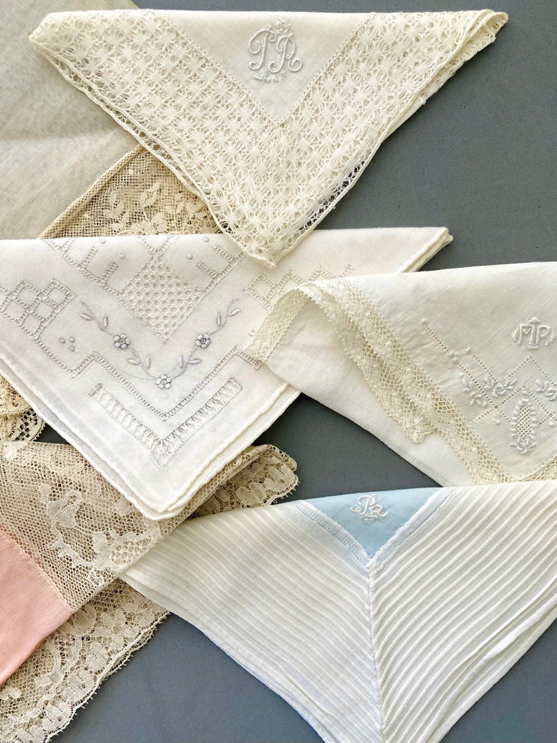 Vintage Antique Handkerchief Set With Embroidered Initials and Lace ...