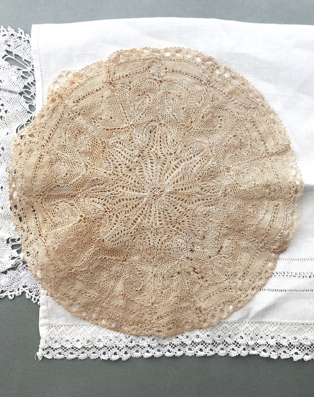 Antique and Vintage 4 Doilies Set, White and Off-white Linen, Silk and ...