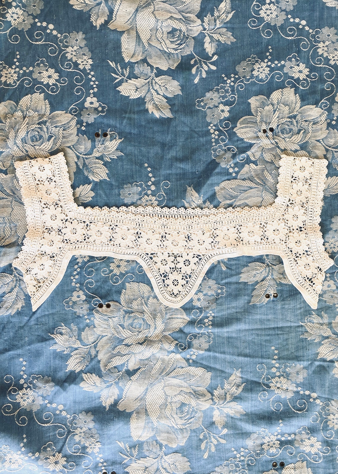 Vintage Antique Lace Collar. Early 20th Century Delicate Cotton Knit ...