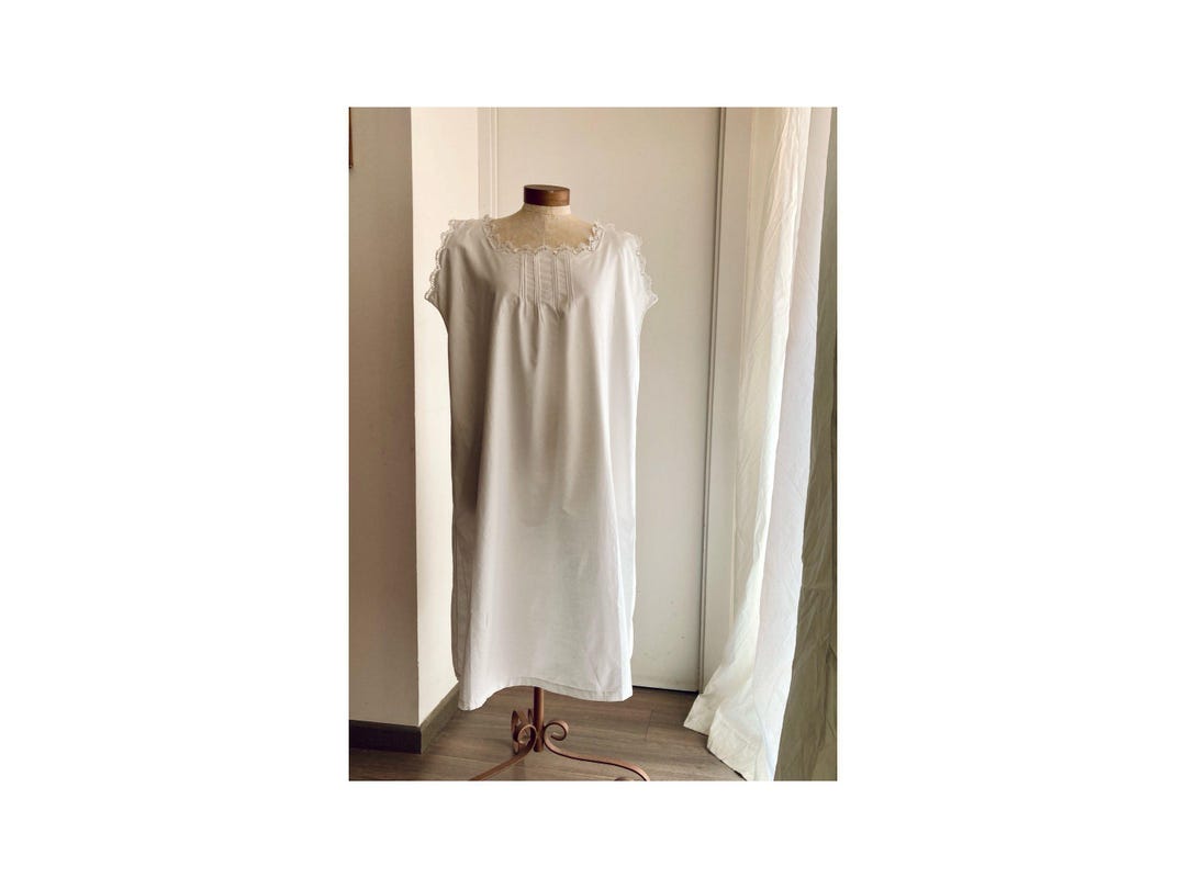 Vintage Li Antique White Linen Nightgown – Hand Embroidered Monogram ...