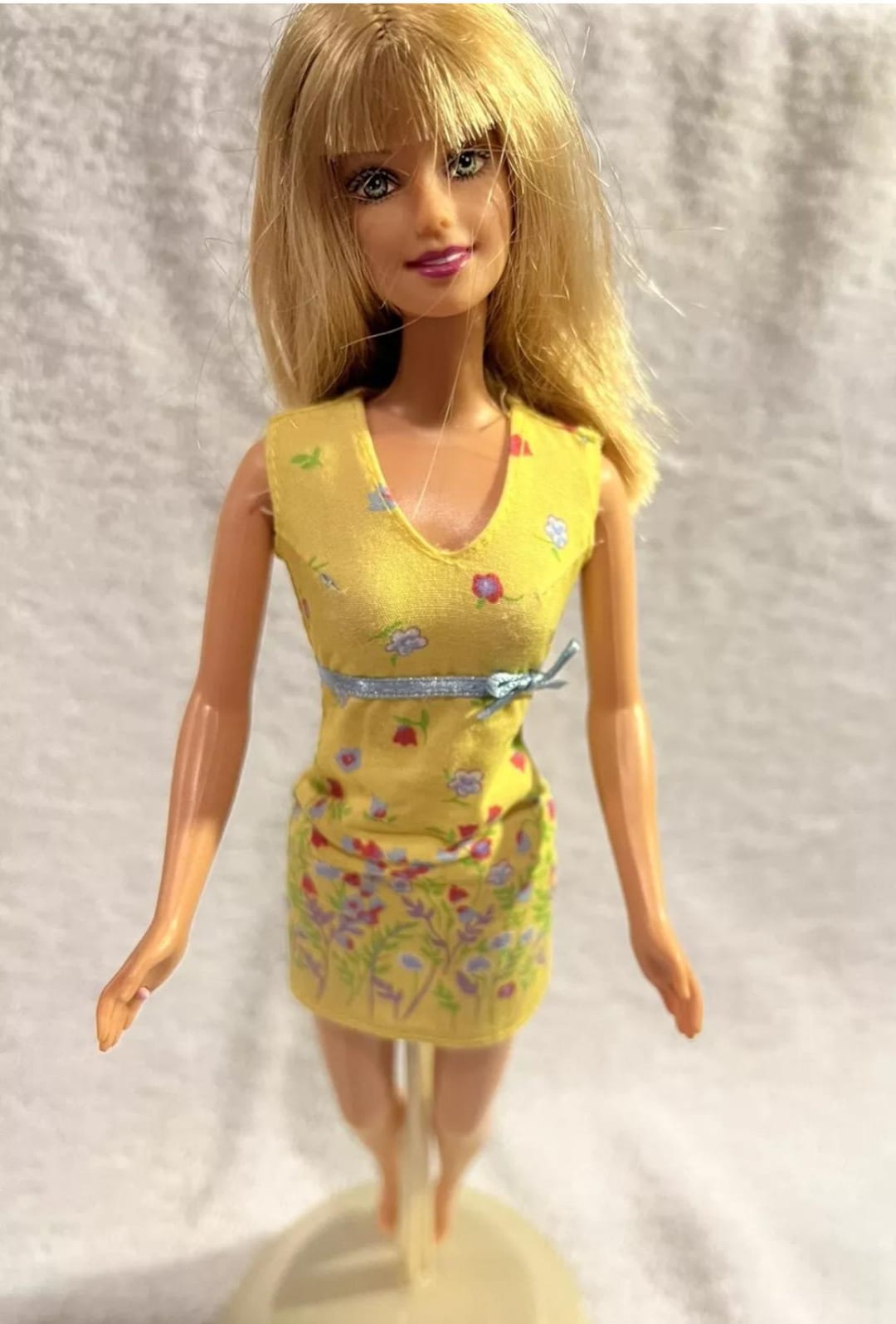 Pretty Flowers Barbie Doll Yellow Floral Dress 1999 / 1998 Mattel ...