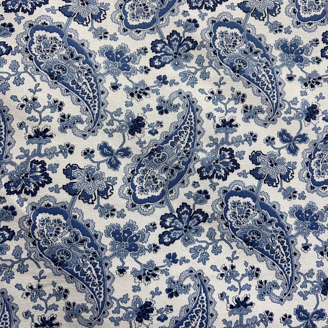 Ralph Lauren, Blue & White Jacobean Floral Fabric, Vintage-style Fabric ...