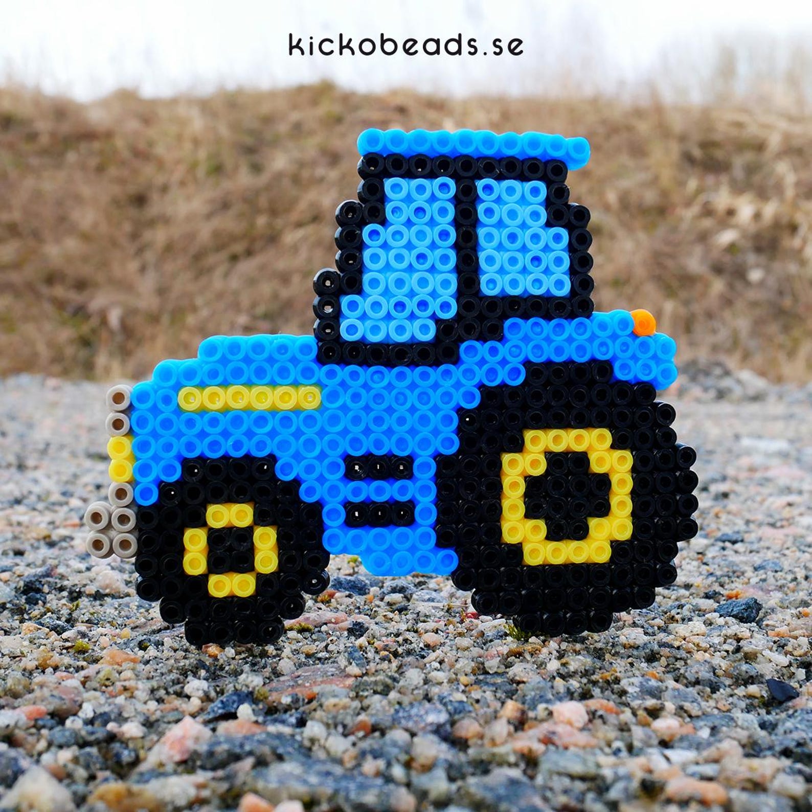 TRACTOR Perler Patterns, Decoration Hama Fuse Beads Pyssla Present ...