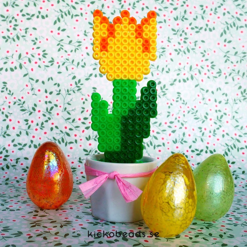 TULIPS Easter Decoration Hama Fuse Beads Pyssla Present Templates ...