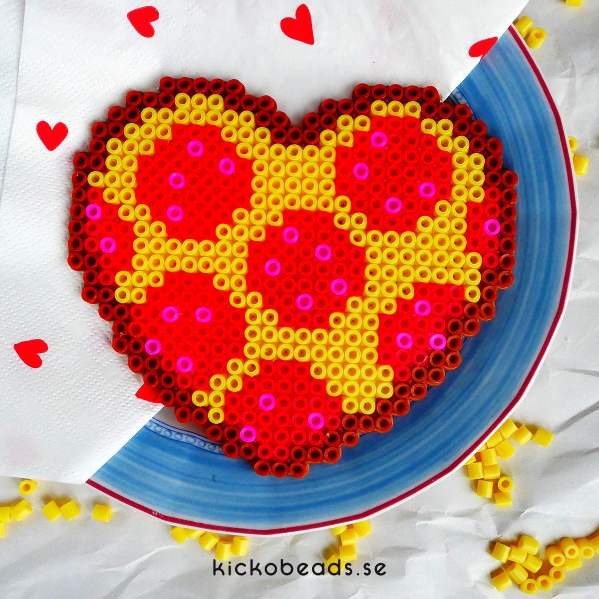PIZZA HEART Perler Beads Patterns Kids Crafts Fuse Beads Hama Pyssla ...