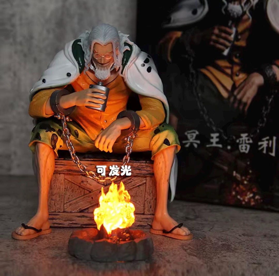 One Piece Silvers Rayleigh Figure 15cm | LED Campfire Edition PVC ...