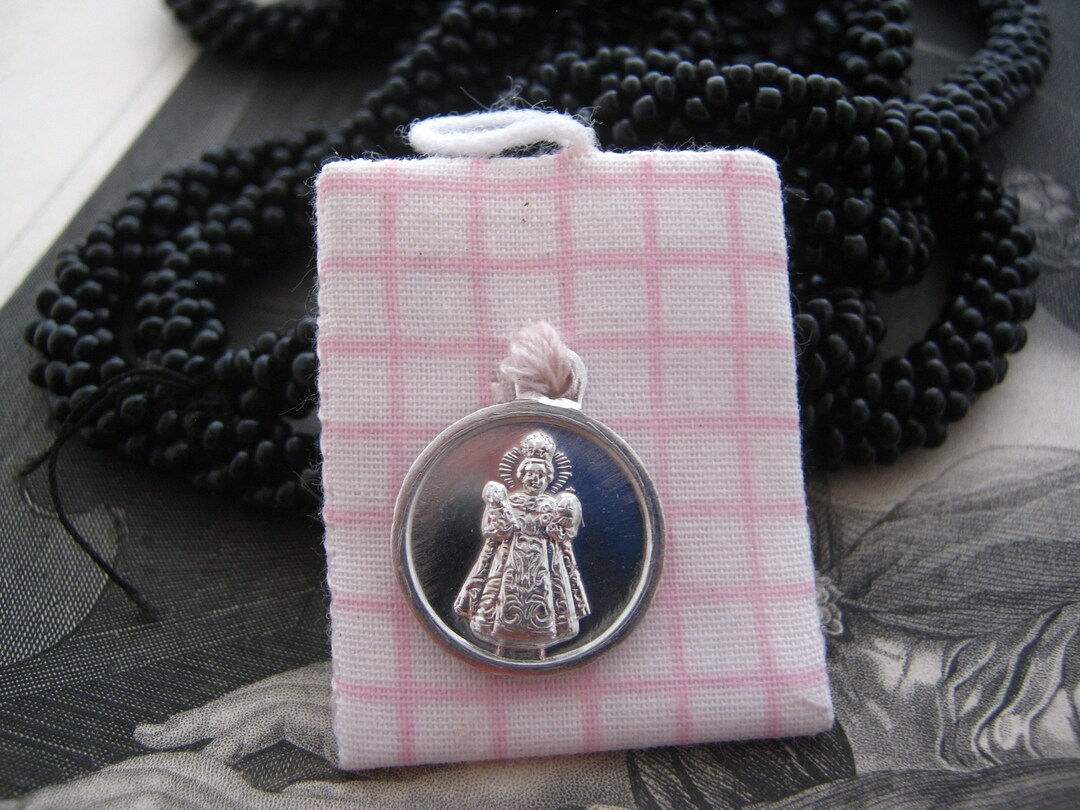 Vintage French Shrine Relic With Medal Pendant of St Infant Jesus of ...