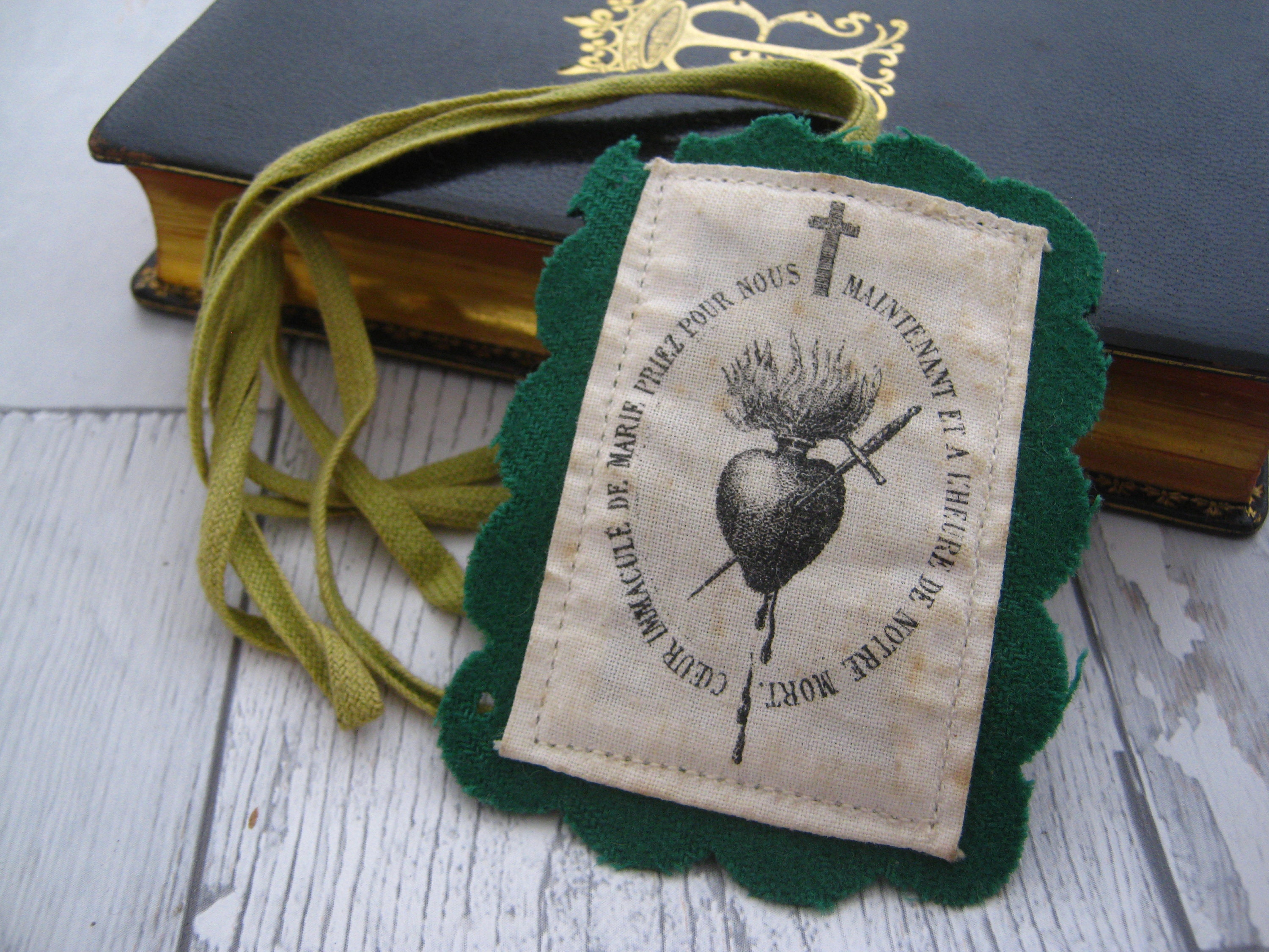 Vintage Green Scapular Scapulary Double Sided Sacred Heart Religious ...