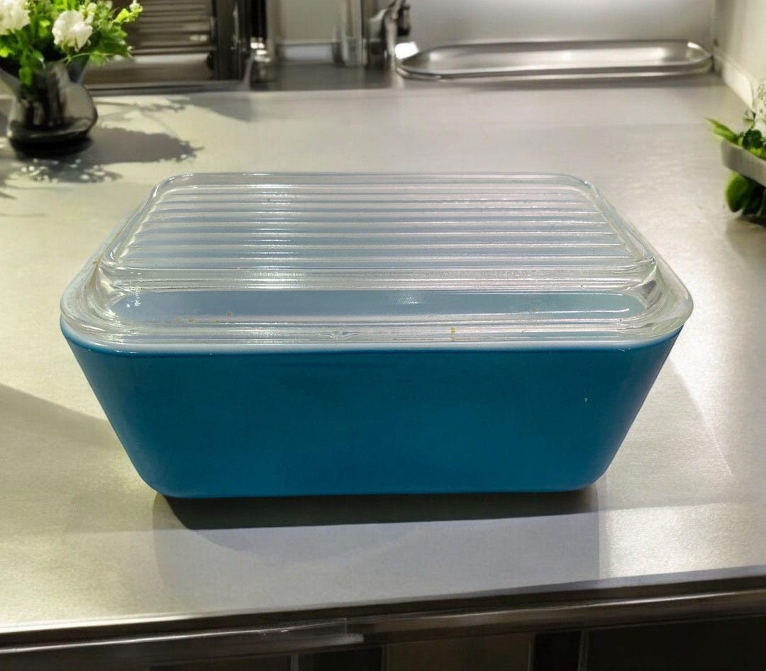 Pyrex Vintage 0502 Turquoise Blue Rectangular Refrigerator Dish 1.5 PT ...