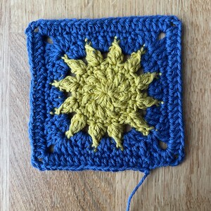 SUN GRANNY SQUARE | Sun Granny Square Pdf Pattern in English - Beginner ...