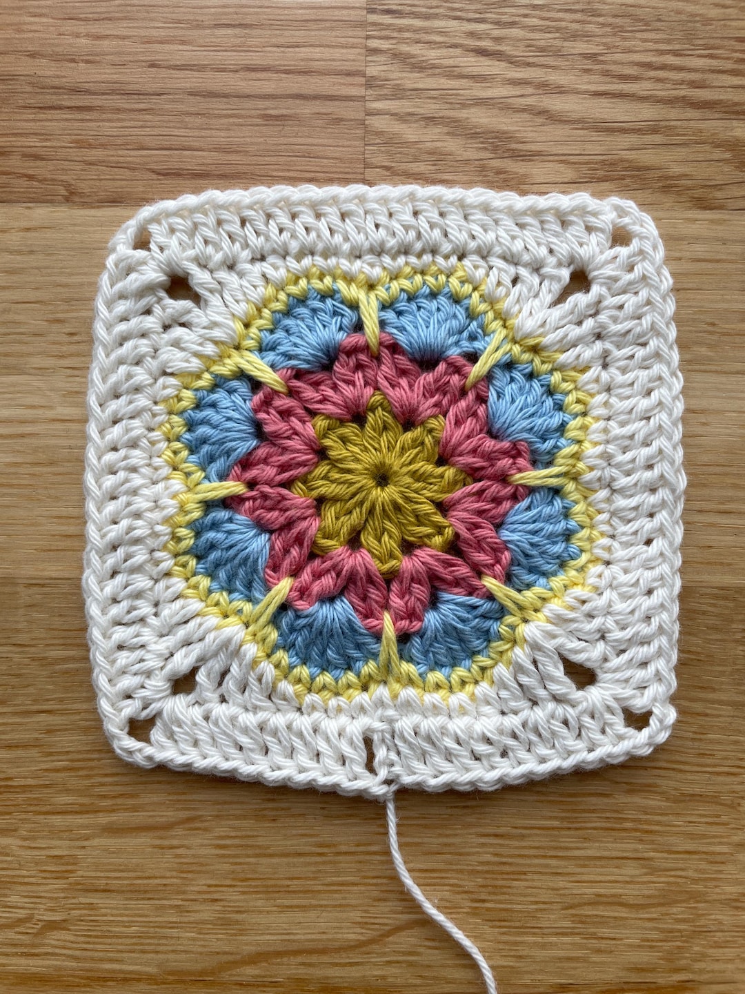 AFRICAN FLOWER GRANNY Square | Beginner Friendly Pdf Pattern - Etsy