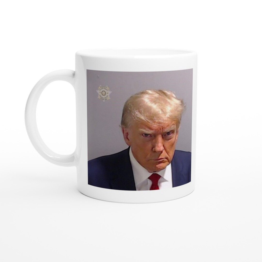 Donald Trump Mugshot Mug - Trump's Official Mugshot - High Quality ...