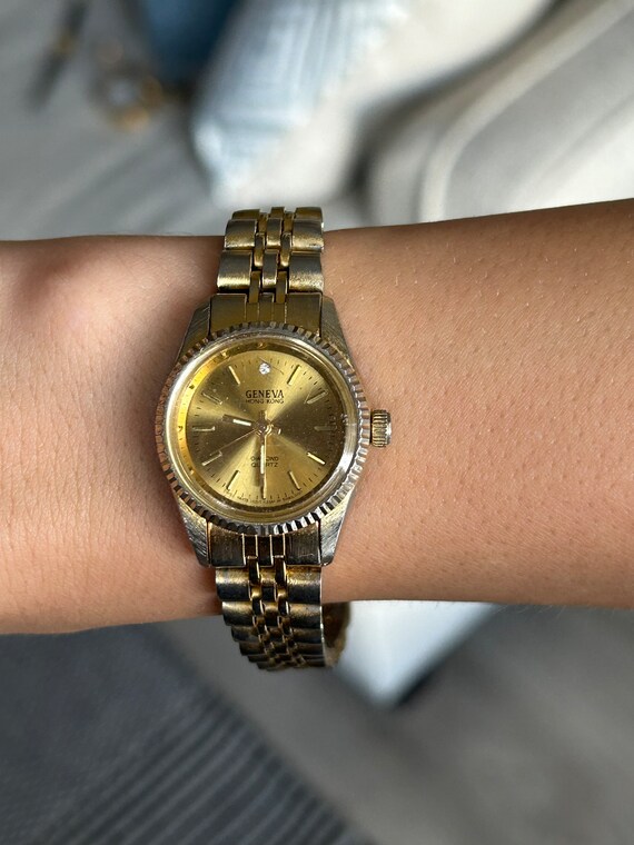 Vintage womens wrist watch - Gem