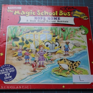 Scholastic's the Magic School Bus Hops Home - A Book About Animal ...