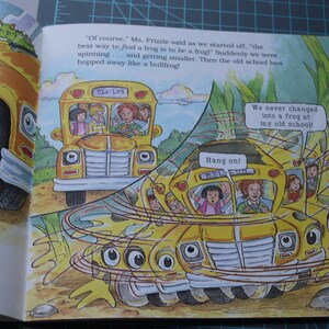 Scholastic's the Magic School Bus Hops Home - A Book About Animal ...