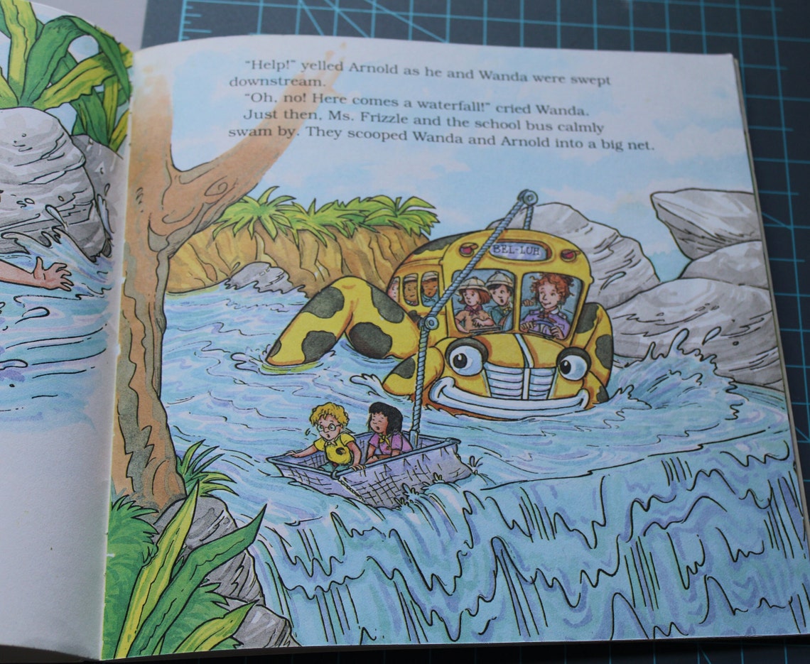 Scholastic's the Magic School Bus Hops Home - A Book About Animal ...