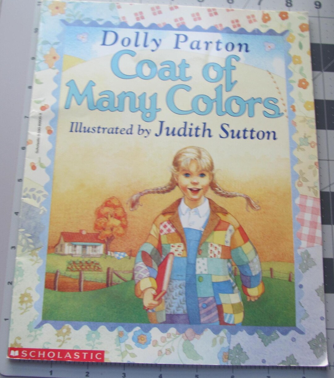 Dolly Parton Coat of Many Colors Paperback Illustrated by Judith Sutton ...