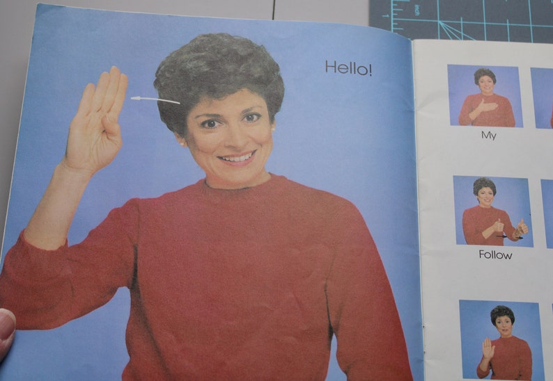 Sesame Street Sign Language ABC With Linda Bove Softcover 1985 - Etsy