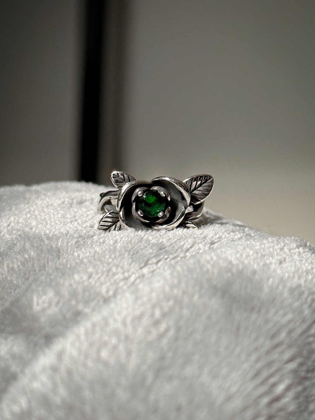 Emerald Flower Amulet Rings - Etsy