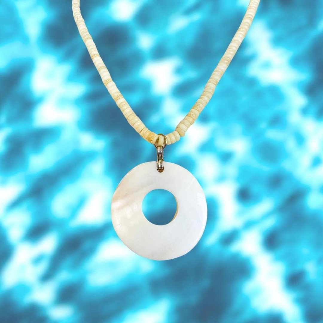 Y2K Shell Necklace - Mermaidcore Necklace - Iridescent Shell Necklace ...