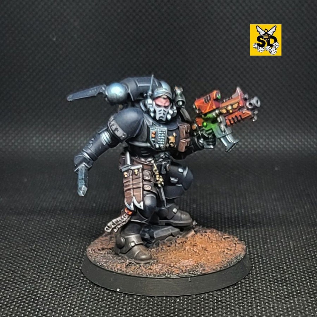 Black Templars. Primaris Lieutenant in Phobos Armour. Ready for Battle ...