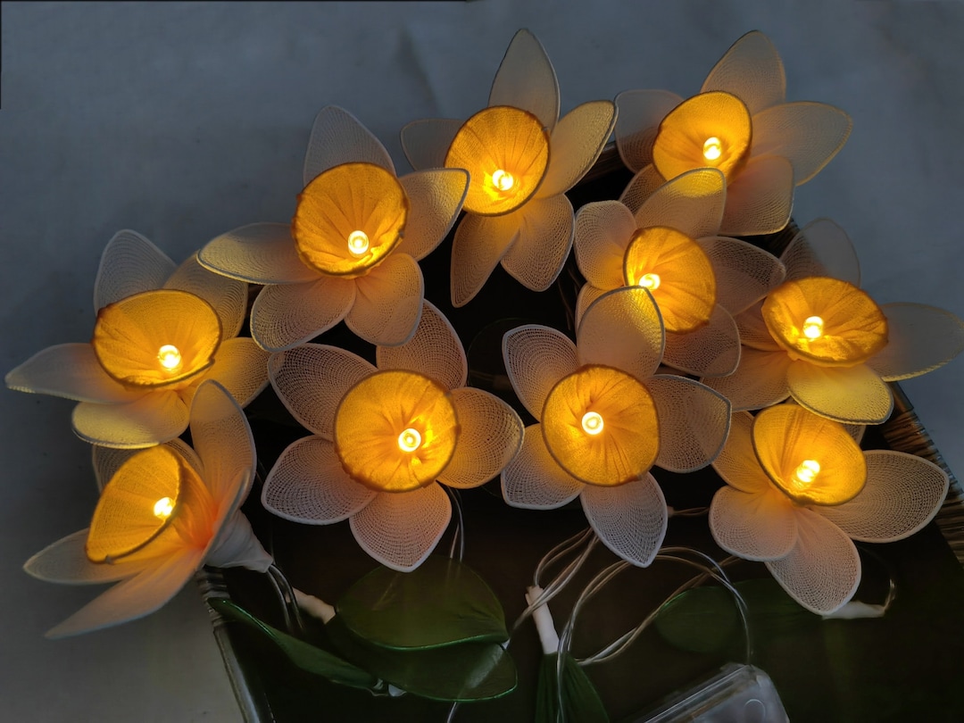 Handmade Daffodil String Lights: Romantic Floral Garland Lighting - Etsy