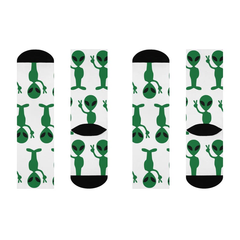 Playful Alien Cushioned Crew Socks | Fun Socks for Sci-fi Lovers ...