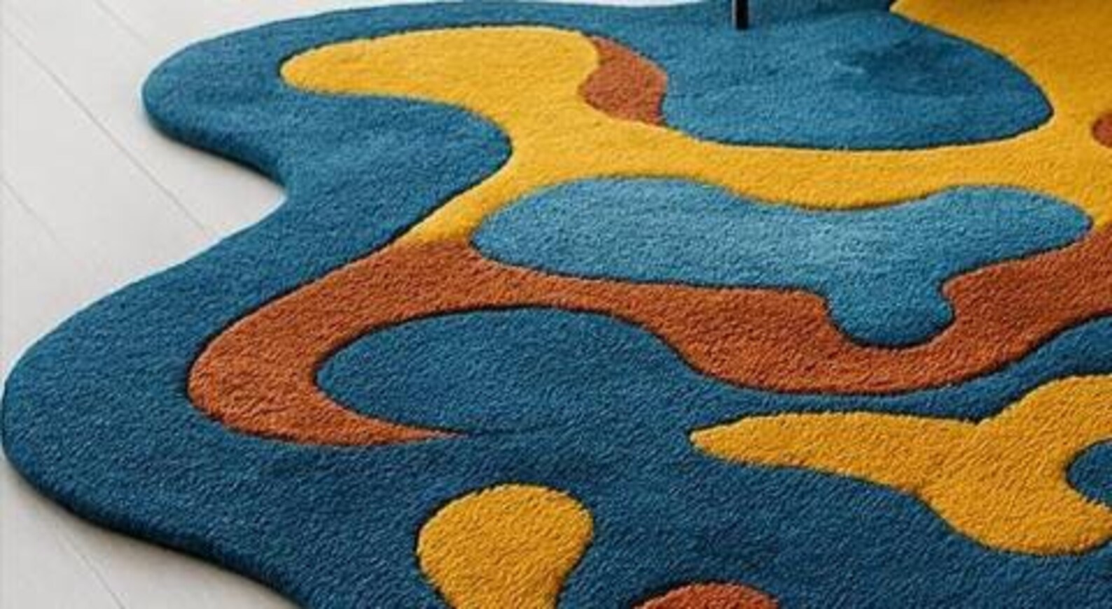 Modern Abstract Wavy Area Rug – Colorful Irregular Shaped Carpet for ...