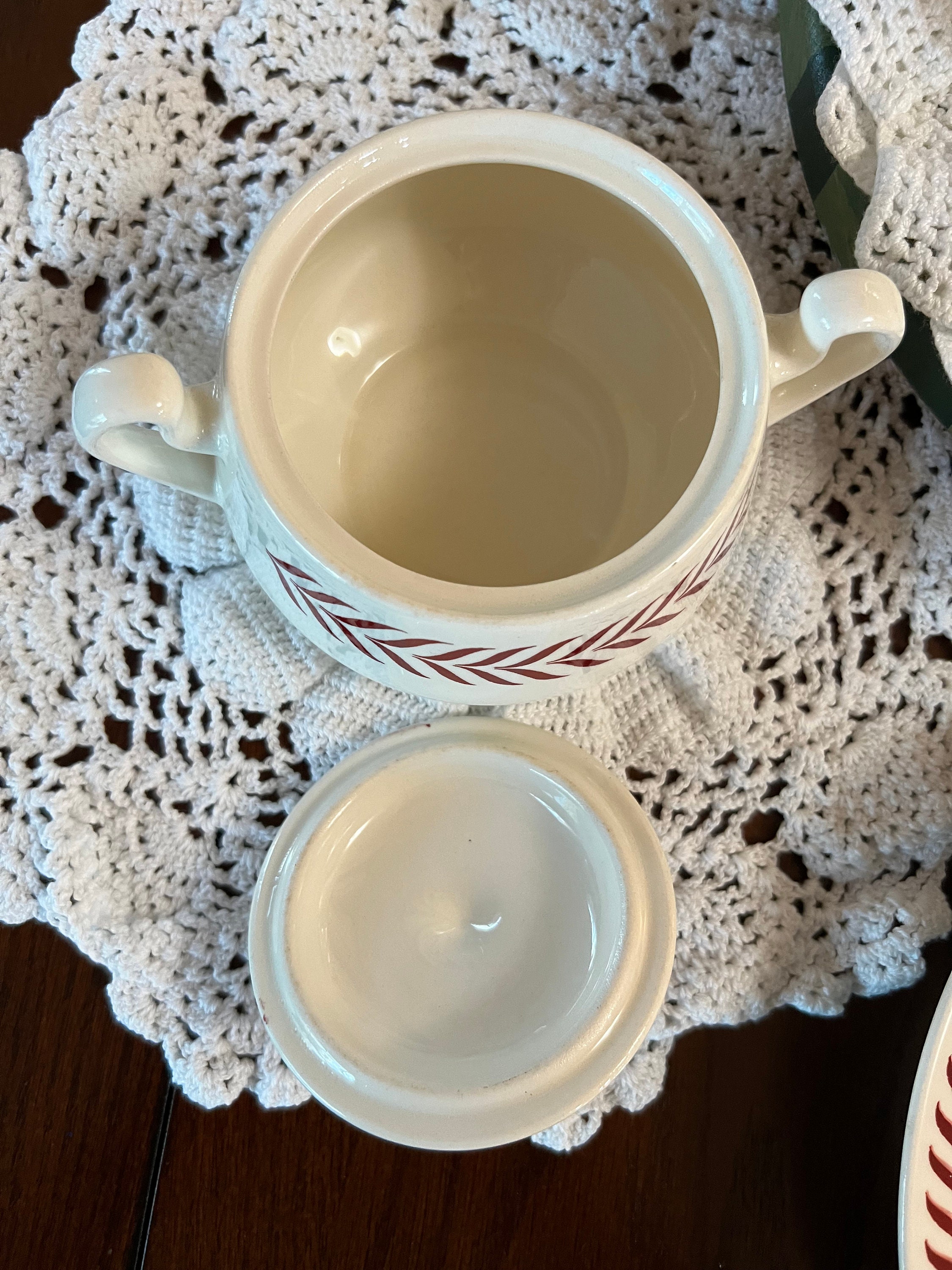 Homer Laughlin Brittany Red Laurel Bowls, Sugar Bowl, and Tea Cup - Etsy