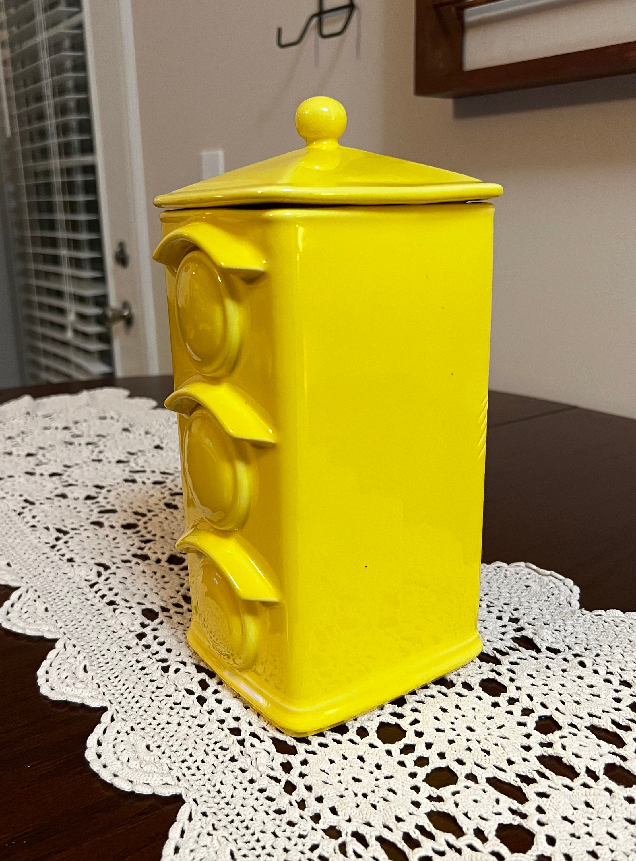 Vintage Bright Yellow Traffic Light Cookie Jar 351 USA MCCOY - Etsy