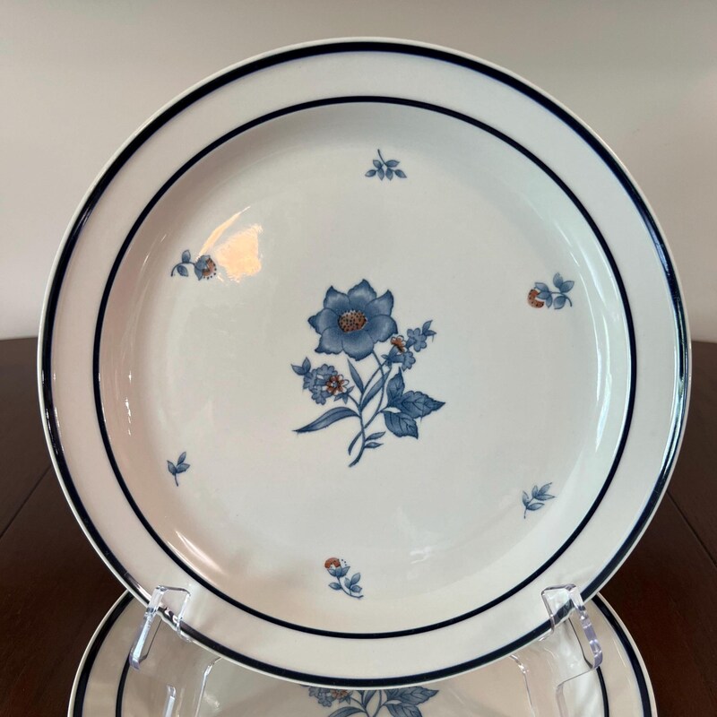 Newcor Dinnerware Set - Etsy