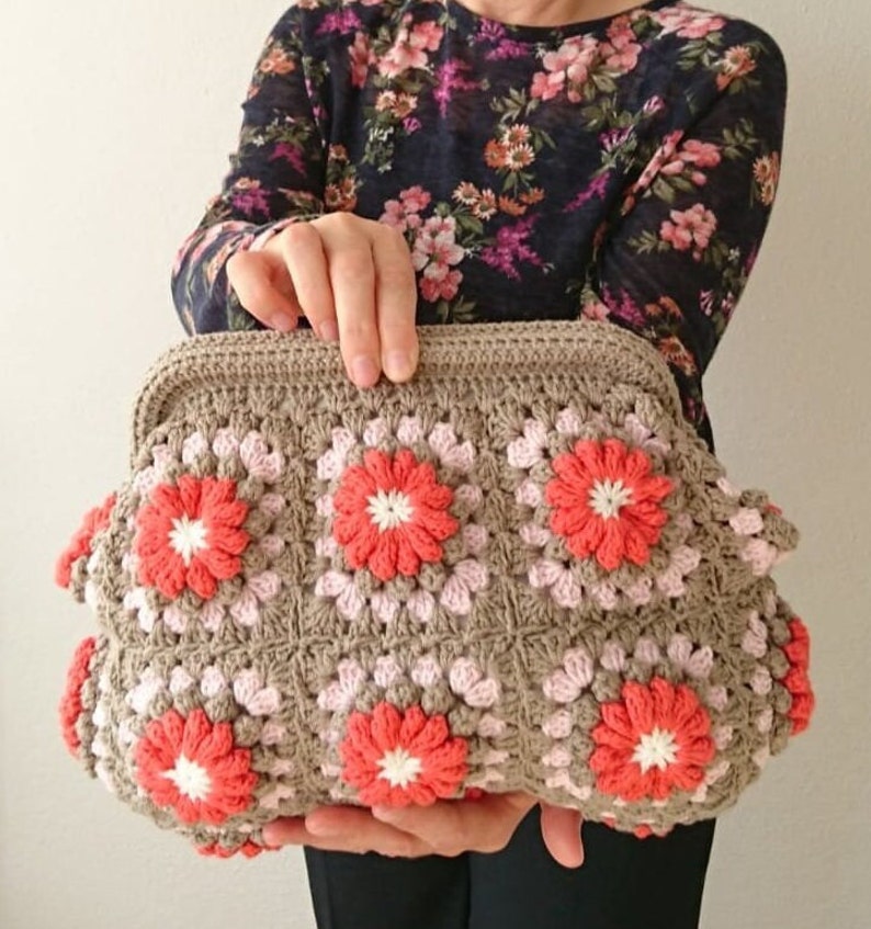 Colorful Granny Square Crochet Clasp Clutch and Crossbody Bag, 2 in 1 ...