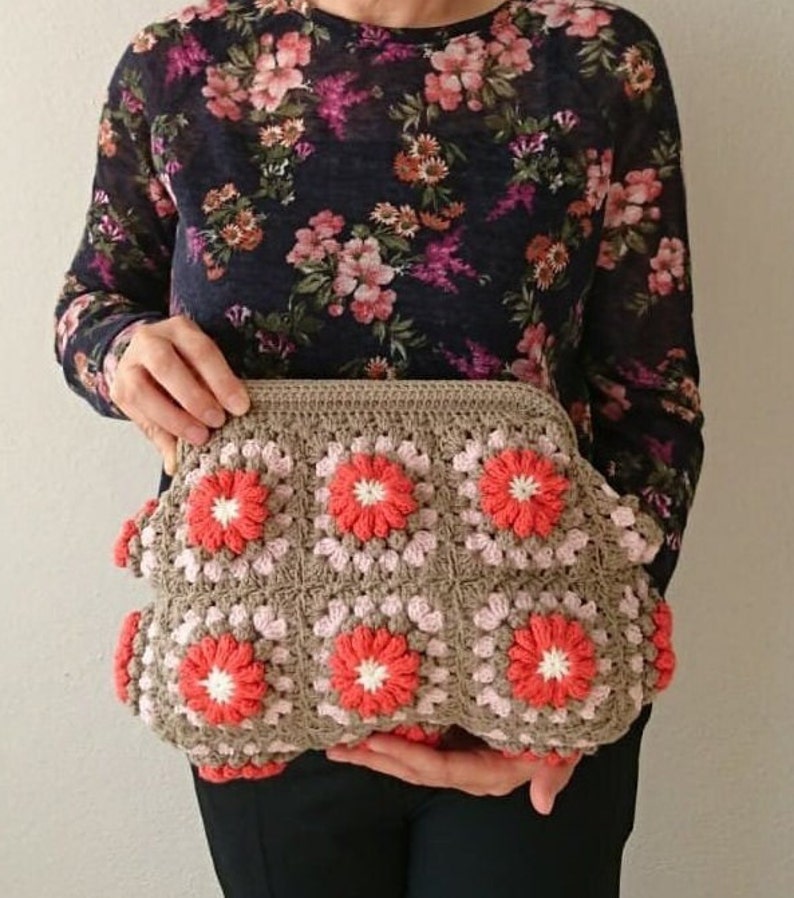 Colorful Granny Square Crochet Clasp Clutch and Crossbody Bag, 2 in 1 ...