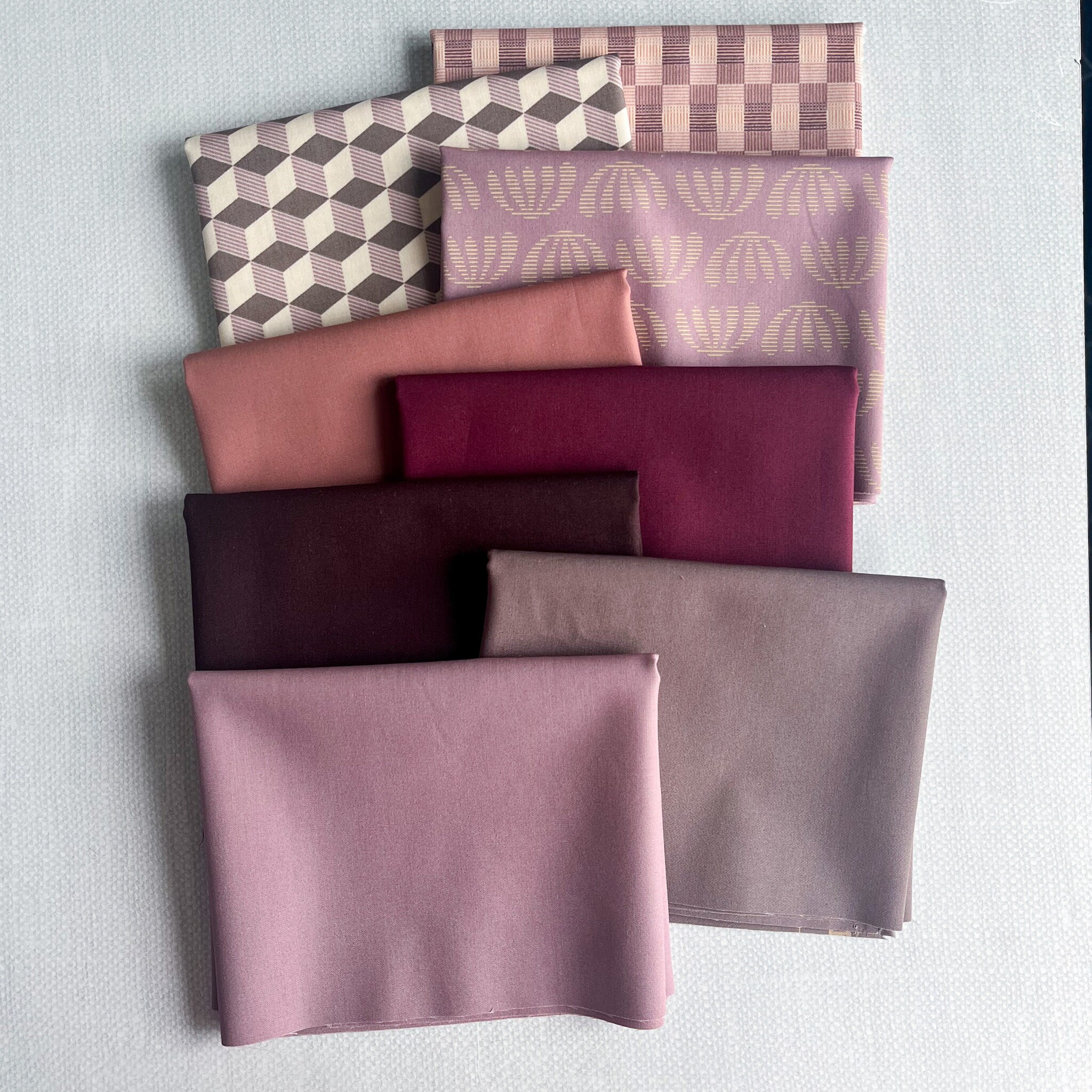 Purple Fabric Stash Builder, Violet Fabrics, 1/4 Yard Bundle, Quilting ...