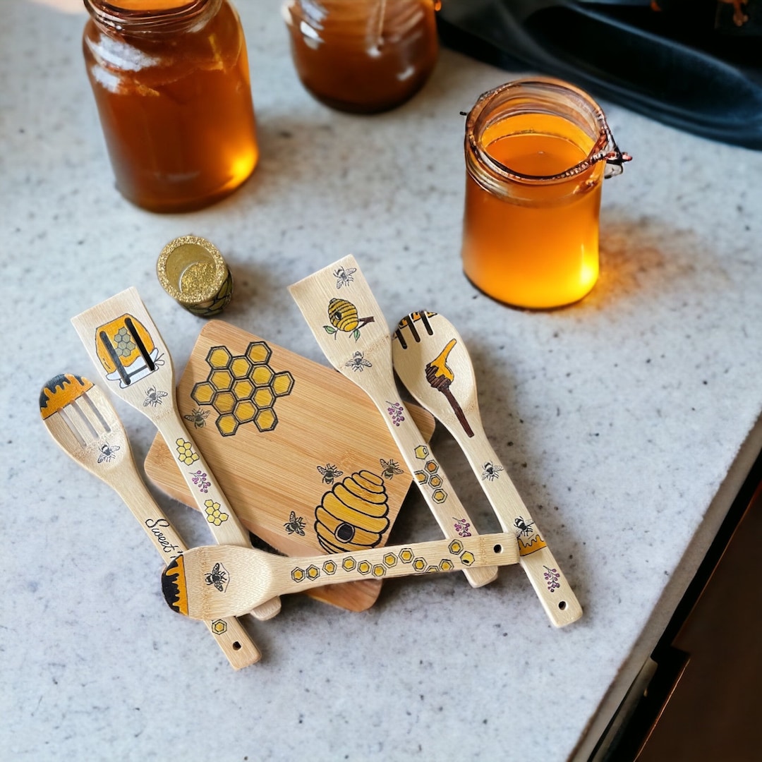 Sweet Thang 7 Piece Bamboo Kitchen Decor Set - Etsy