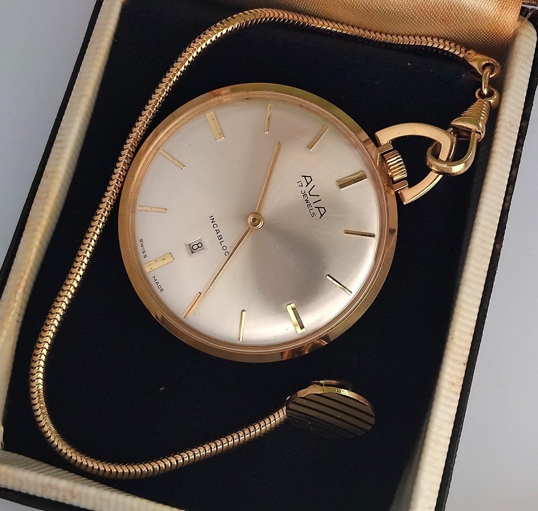 Swiss Made Avia Men's Vintage Pocket Watch Mint Condition - Etsy