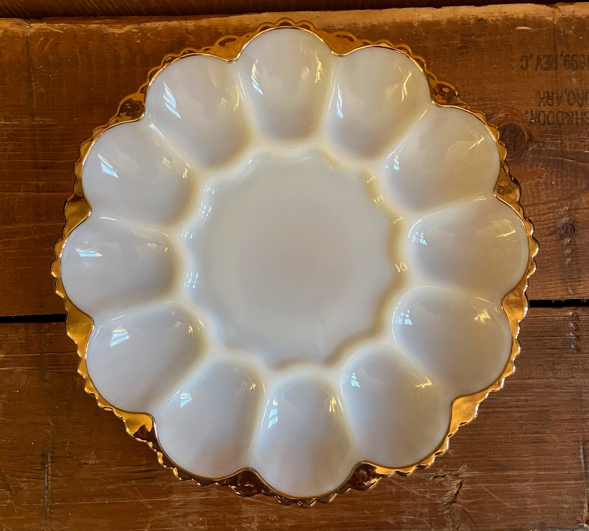Vintage 1940's-1950s White Milk Glass Deviled Egg Plate 24k Gold Trim ...