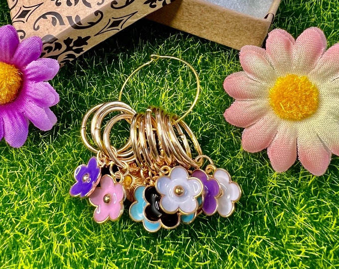 Flower Stitch Markers -set of 10- - Etsy