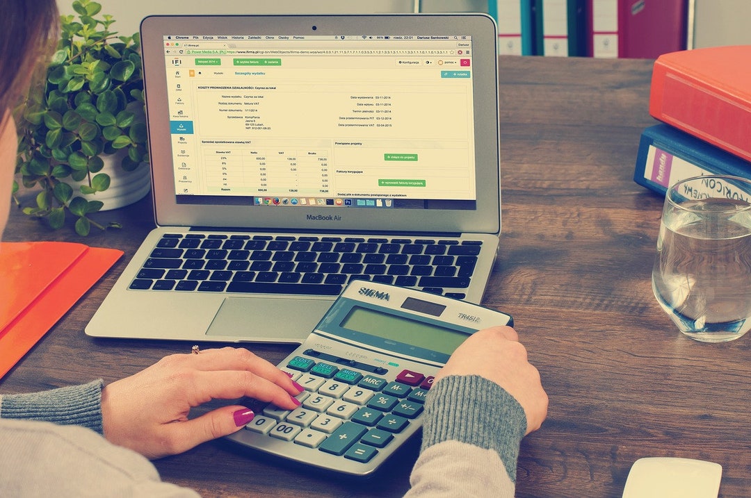 UK Statutory Redundancy Pay Calculator 2024 - Etsy UK