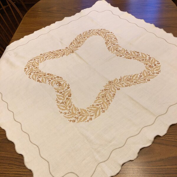 Square Table Topper - Etsy