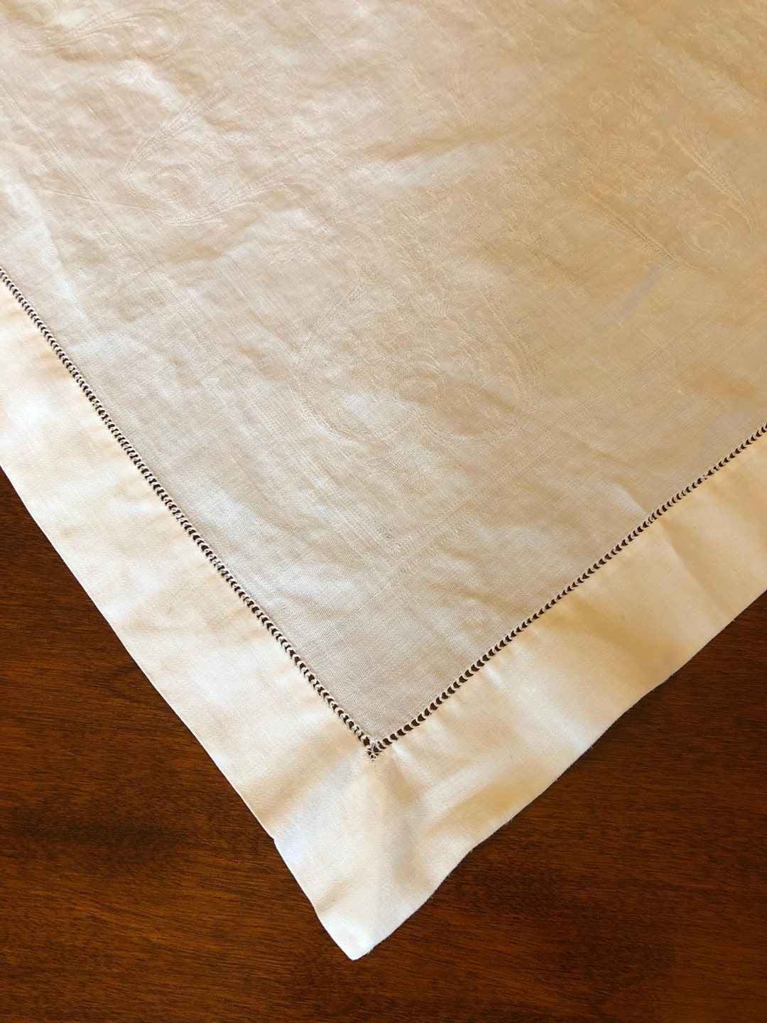 White Linen Floral Damask Table Topper or Tablecloth With Drawn Thread ...