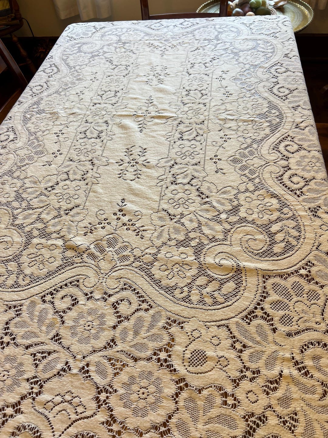 Ivory Quaker Lace Floral Tablecloth | 64.5" X 79" - Etsy
