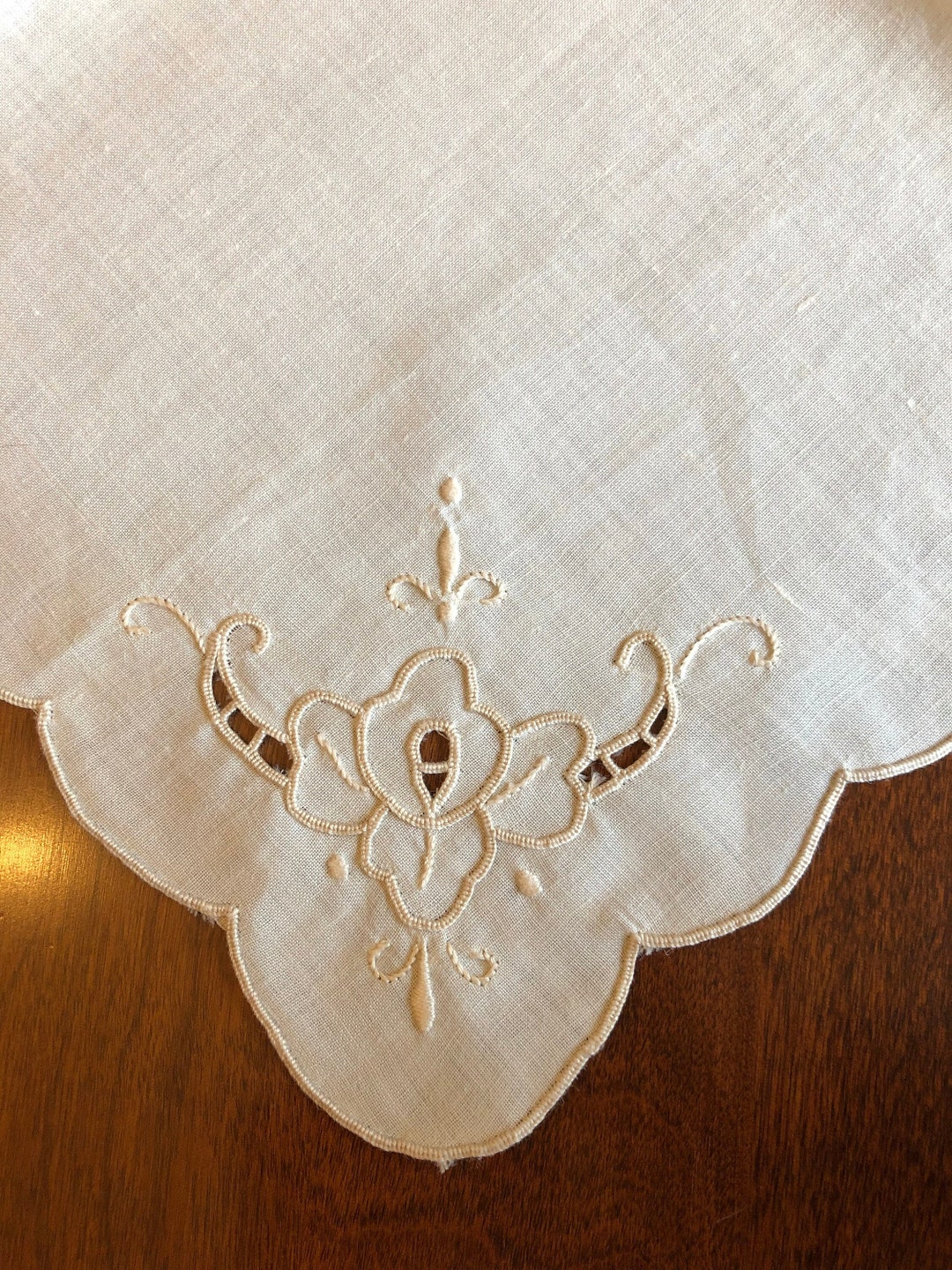 Vintage Set of 8 Ivory Dinner Napkins With Floral Embroidery and ...
