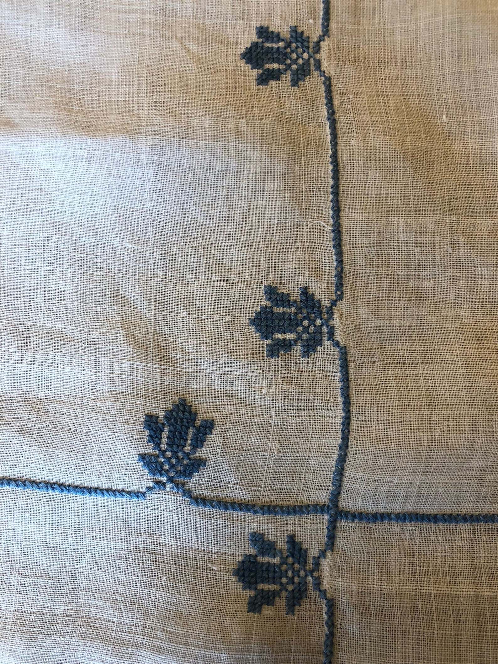 Vintage Fine White Linen Table Topper Square With Tiny Blue - Etsy