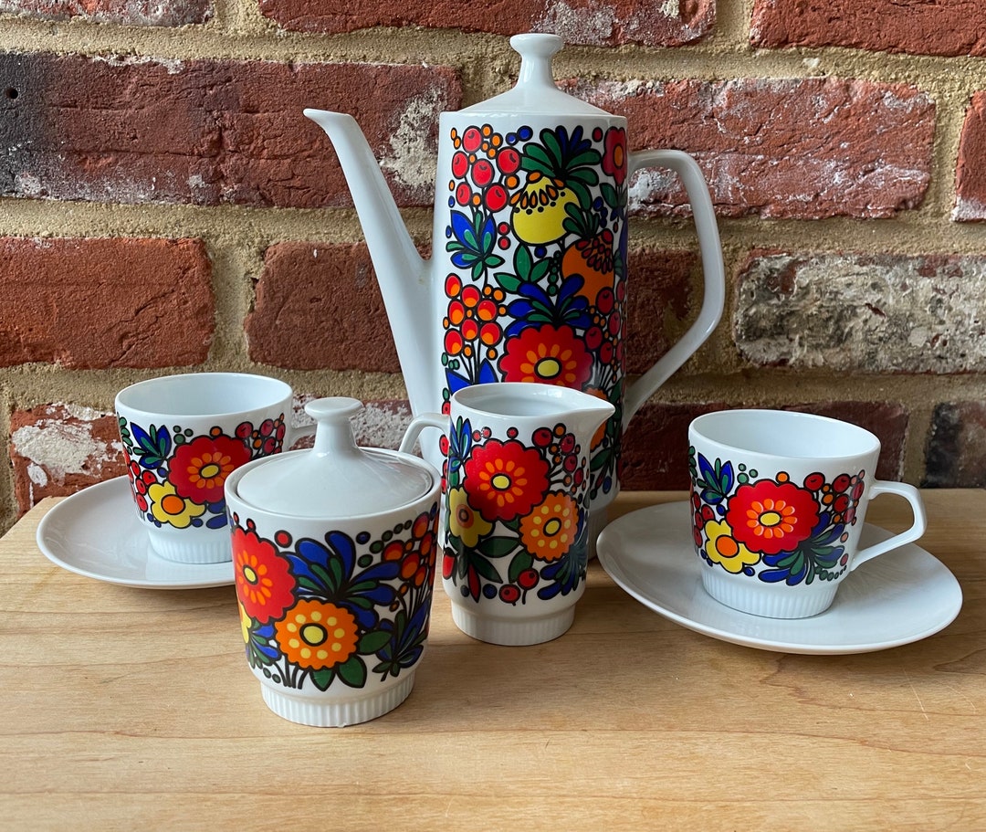 German Vintage Iconic Coffee/teaset - Coffee/tea Pot, Cups, Saucers ...