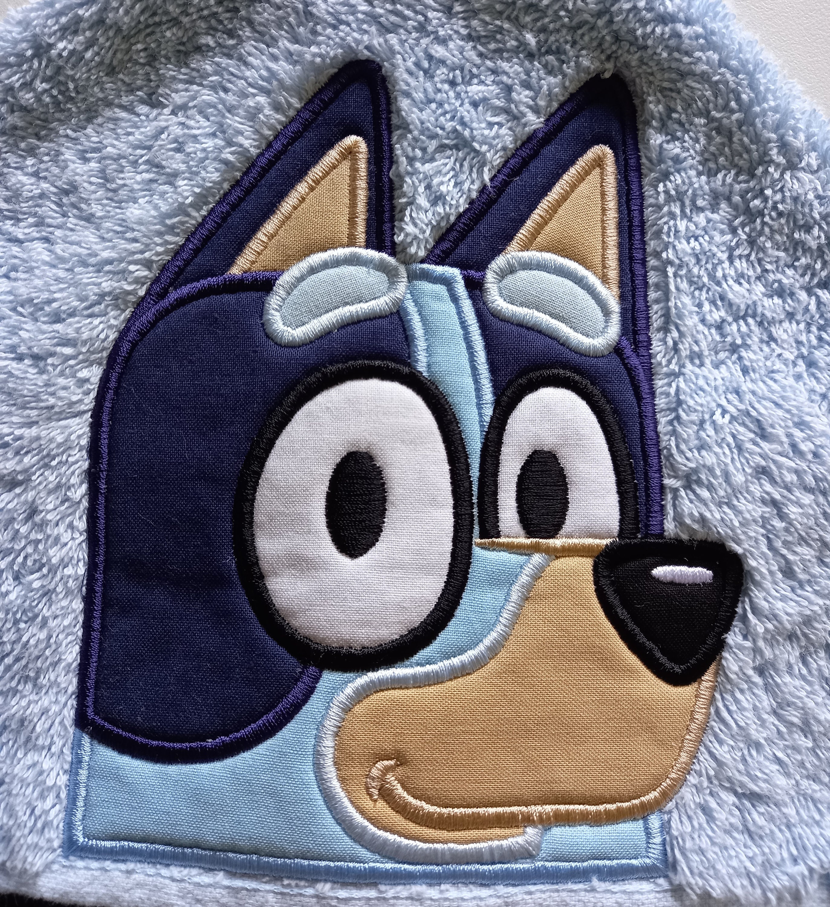 Bluey Hooded Towel Peeker Kids Child Toddler Baby Gift - Etsy Australia