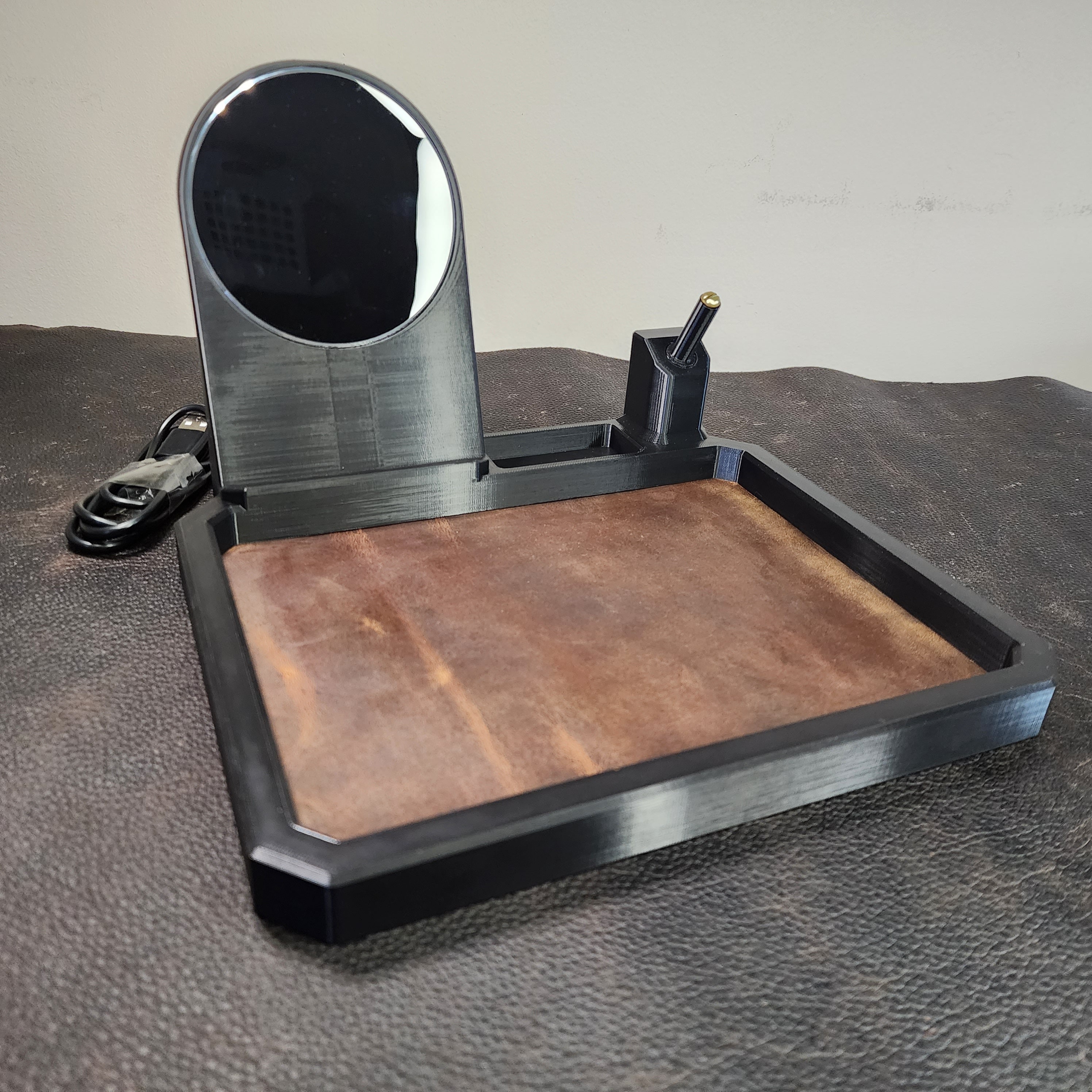 EDC Nightstand Dump Tray Handgun Display Stand Leather Nightstand ...