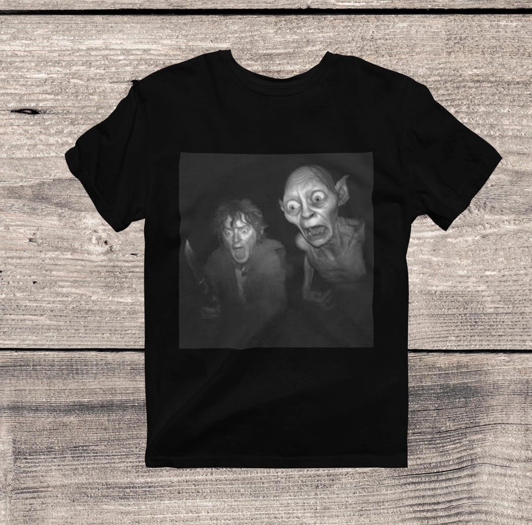 Gollum and Frodo Vintage Tee - Lord of the Rings Graphic Shirt, Middle ...